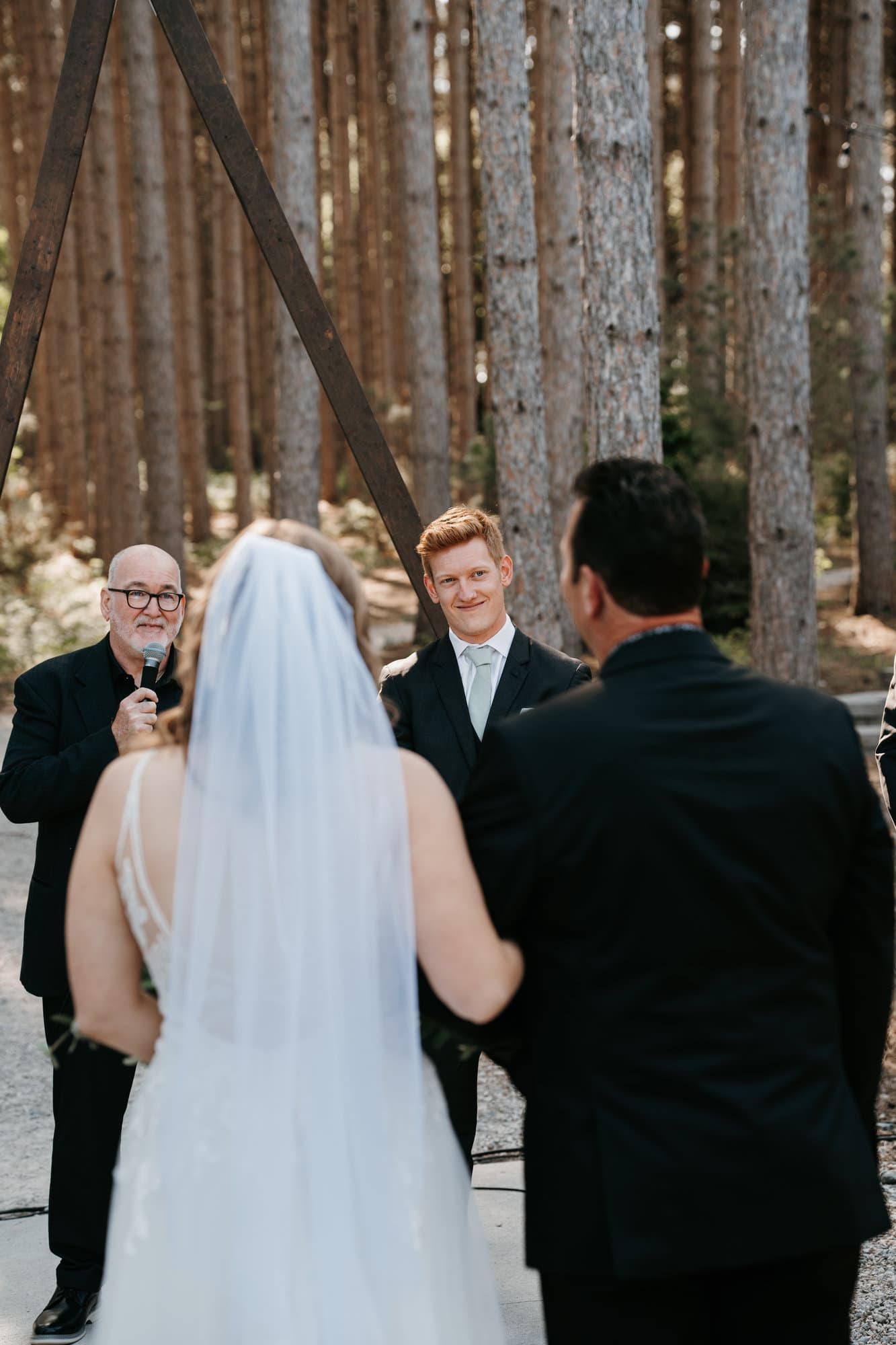 Outdoor wedding at Pinewood Weddings and Events - lullephoto.com