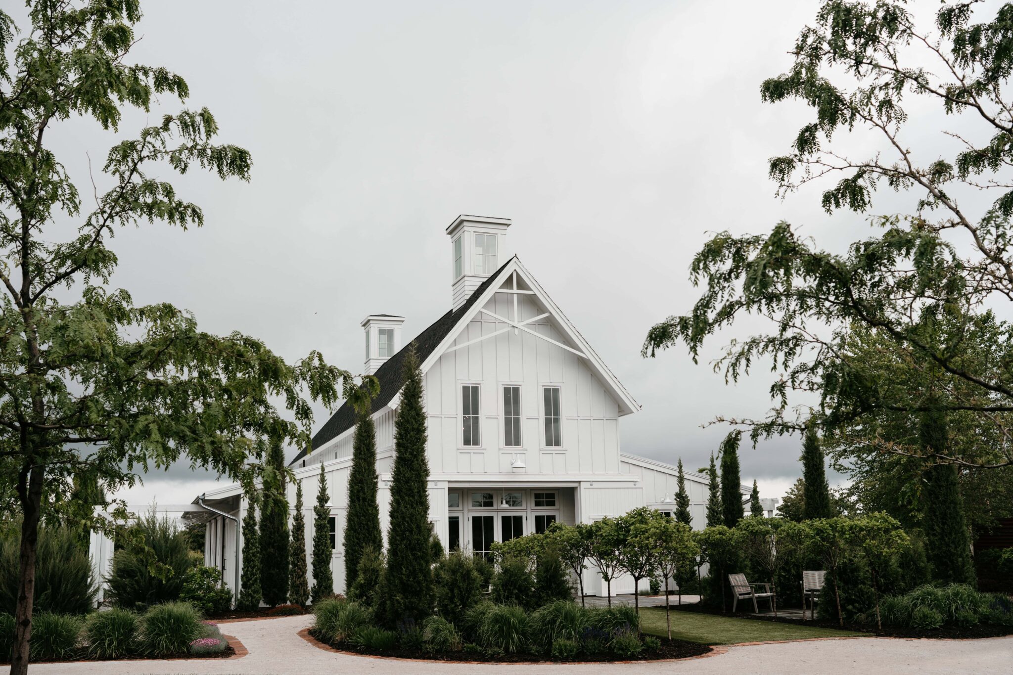 Spring Garden Wedding at Redeemed Farm: A Luxury Minnesota Wedding ...